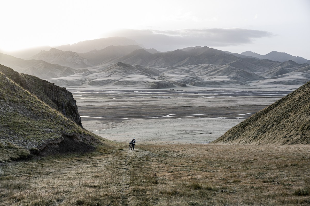 Quinda Verheul / Silk Road Mountain Race – cyclespeak